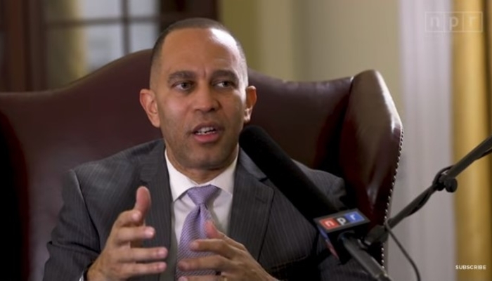 NPR Host Inskeep Asks Jeffries About 'Extreme Right Wing,' Avoids Dem ...